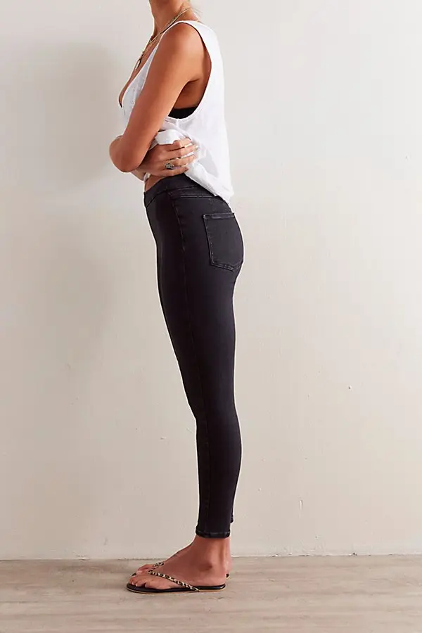 Free People We The Free Crvy Infinite Stretch Pull-on Skinny Jeans