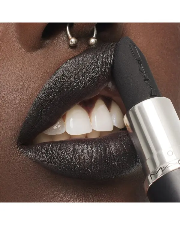 MAC COSMETICS Ximal Silky Matte Lipstick - Caviar
