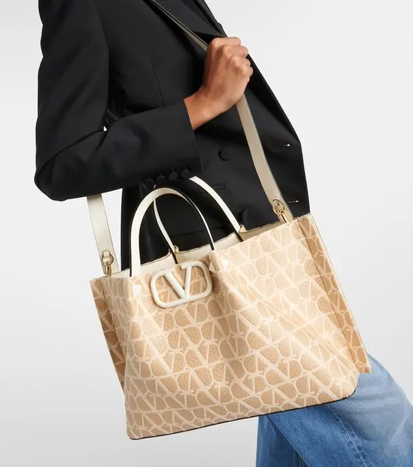 Valentino Garavani Vlogo Signature Toile Iconographe Tote Bag - Multicoloured
