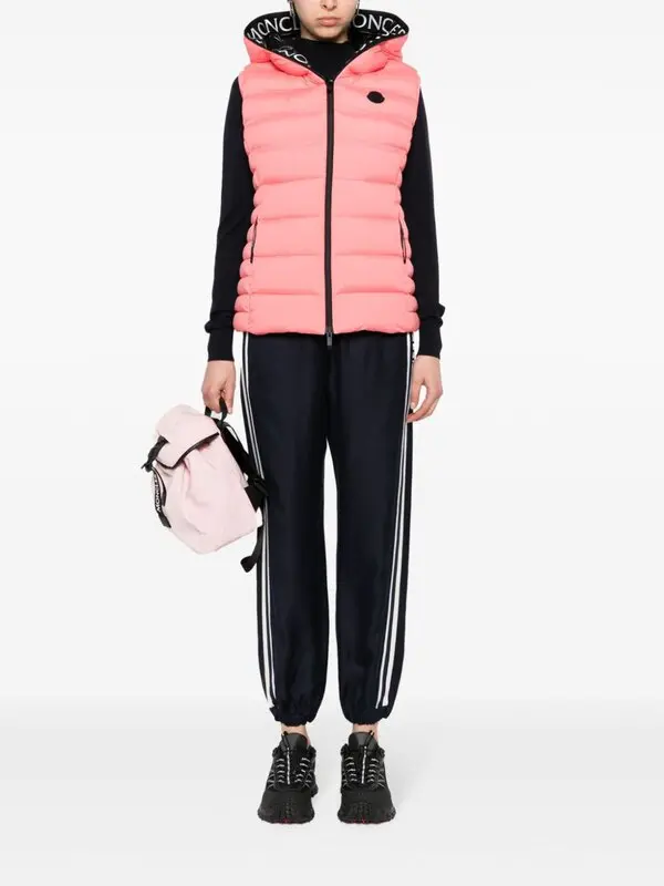 Moncler Logo-appliqué Padded Gilet - Pink