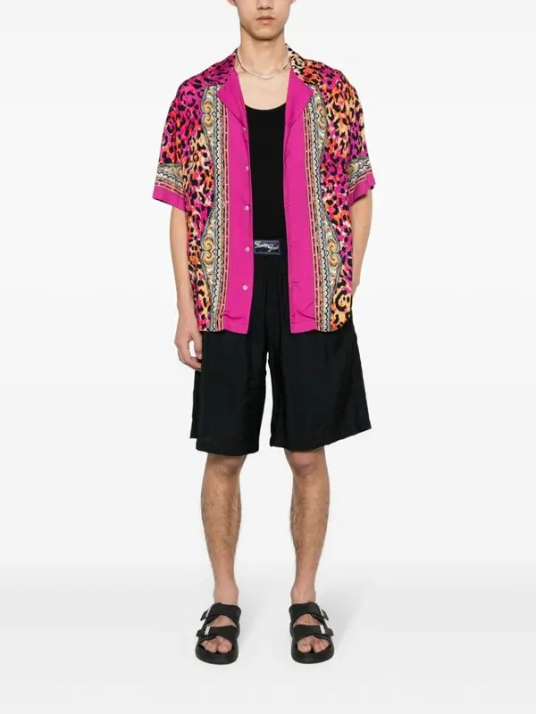 FAMILY FIRST Appliqué-logo Shorts - Black