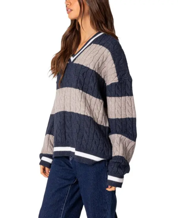 EDIKTED Romie V Neck Cable Knit Sweater