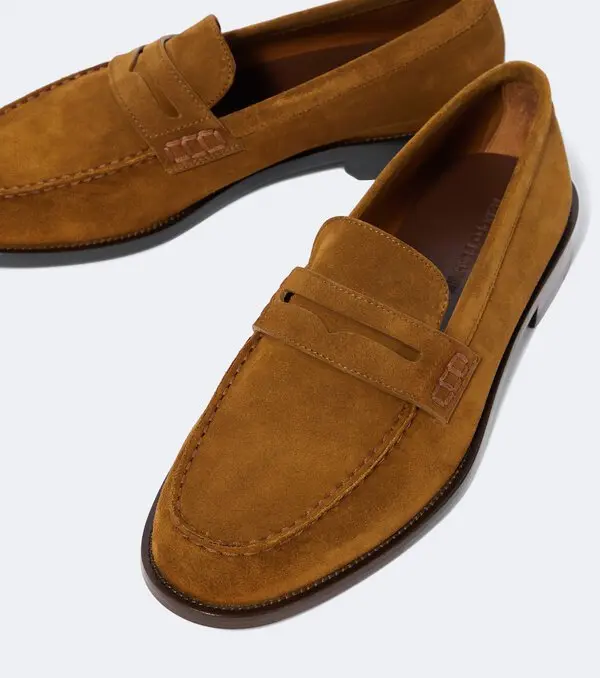 Manolo Blahnik Perry Suede Loafers - Brown