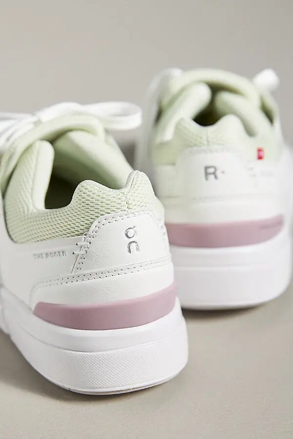 On The Roger Advantage Sneakers