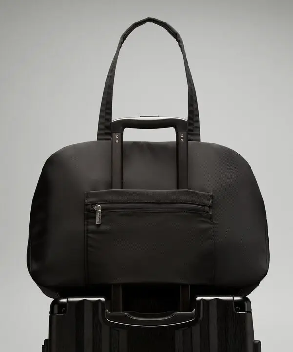 Lululemon City Essentials バッグ　25L 黒 Lululemon City Essentials 25l Bag - Black | Editorialist