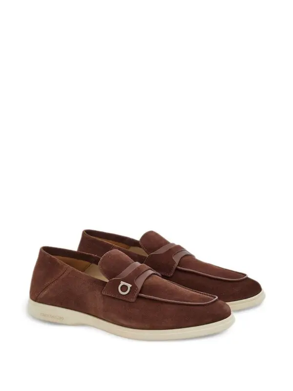 FERRAGAMO Gancini-plaque Loafers - Brown