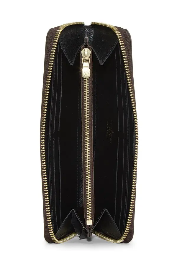 LOUIS VUITTON Monogram Reversed Clemence Wallet