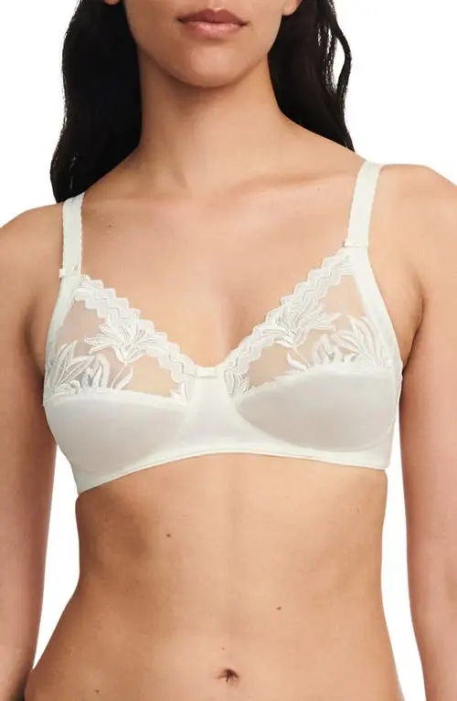 Chantelle Amazone Soft Cup Bra - Ivory