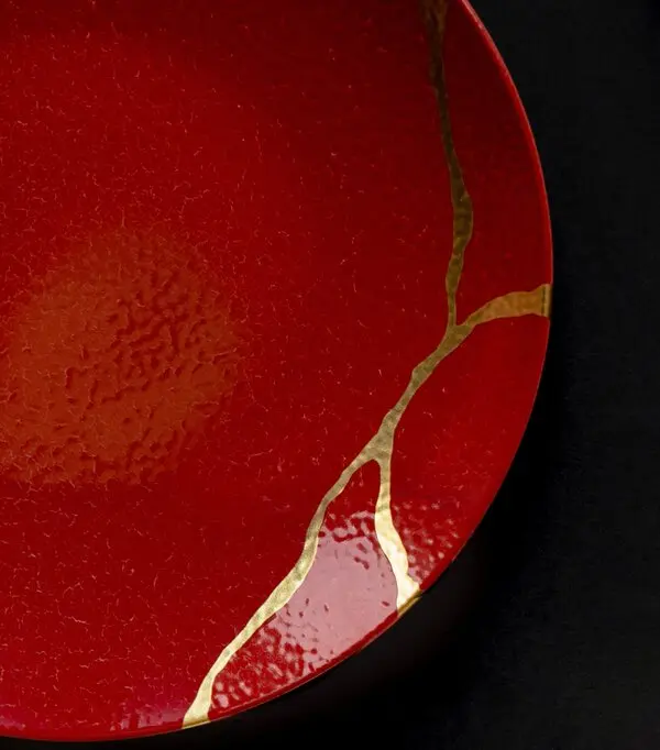 Bernardaud Kintsugi Rouge Empereur Dessert Plate - Gold