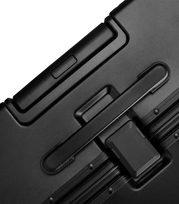 CARL FRIEDRIK Large Check-in Suitcase - Black