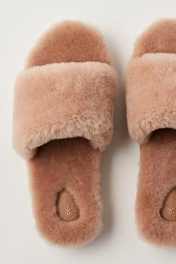 EMU AUSTRALIA Shearling Slippers - Camel