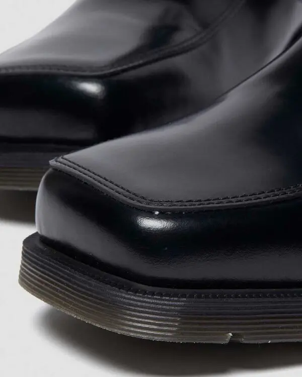 Dr. Martens Durrow Zip Leather Chelsea Boots