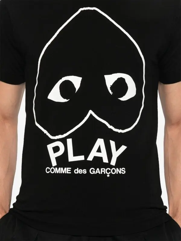 Play Comme Des Garcon Logo-print T-shirt - Black