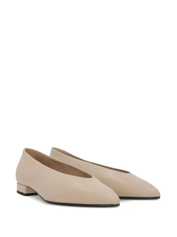 Loro Piana Rebecca Ballerina Shoes - Neutrals