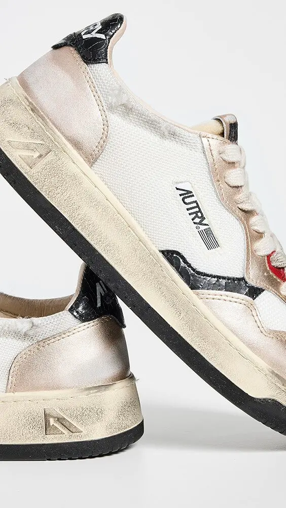 AUTRY Super Vintage Low Top Sneakers