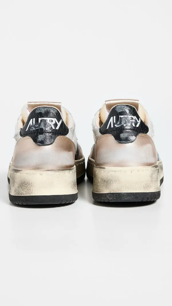 AUTRY Super Vintage Low Top Sneakers