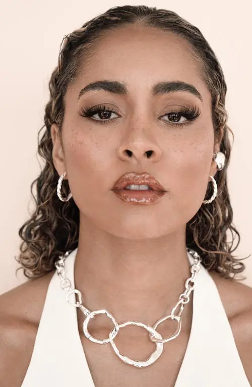 Ettika Interlocking Loop Necklace - Silver
