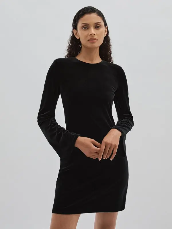 UNDRESS CODE Open-back Velvet Mini Dress