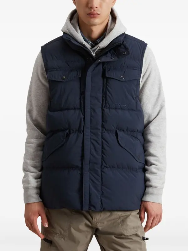 Woolrich Garment-dyed Quilted Gilet