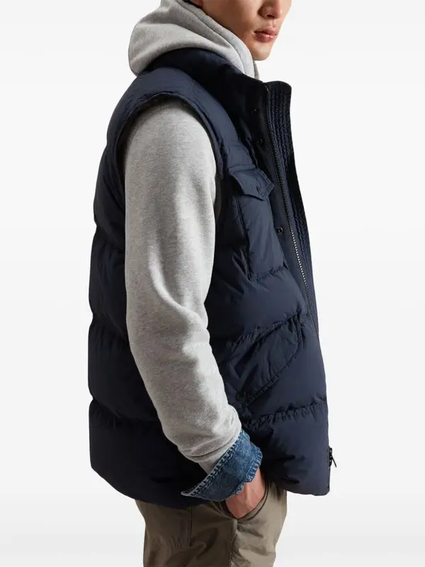 Woolrich Garment-dyed Quilted Gilet