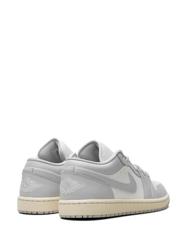 JORDAN Air 1 Low Sneakers - Grey