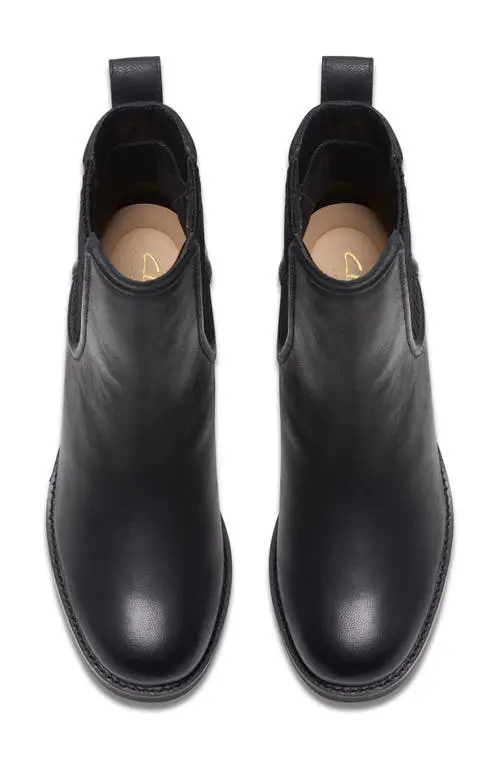 Clarks Chamberly Top Chelsea Boot