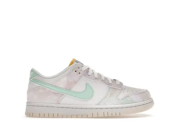 Nike Dunk Low Pastel Paisley Sneakers - White/white/phantom