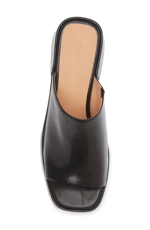 CHOCOLAT BLU Huda Square Toe Sandal