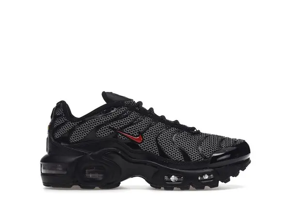Nike Air Max Plus Sneakers - Black/university Red/reflective Silver