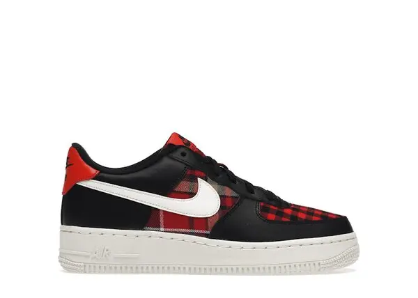 Nike Air Force 1 Low Flannel Sneakers