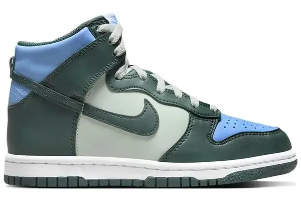 Nike Dunk High Sneakers