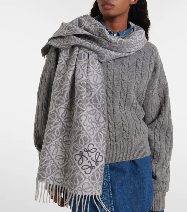 Loewe Anagram Wool And Cashmere Scarf - Grey