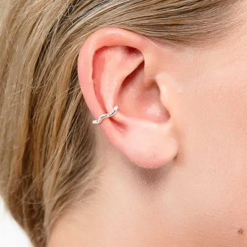 LUCY QUARTERMAINE Splash Ear Cuff