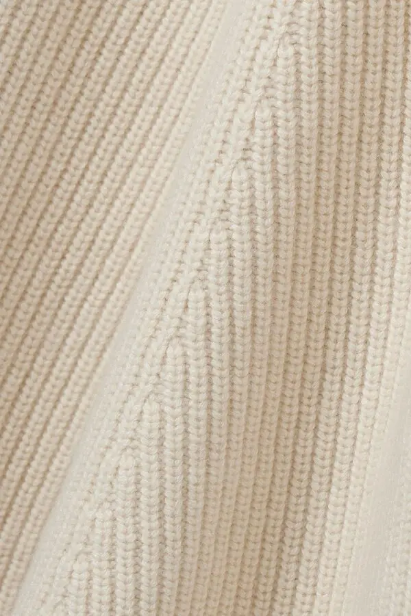 Co Ribbed Cashmere Turtleneck Sweater