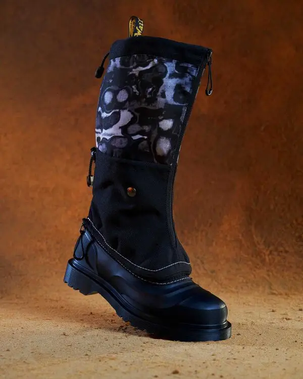 Dr. Martens 14xx Removable Gaiters Sub Boots