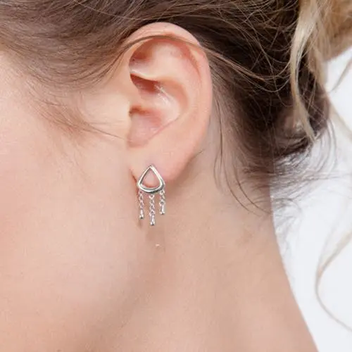 LUCY QUARTERMAINE Waterfall Short Drop Earrings