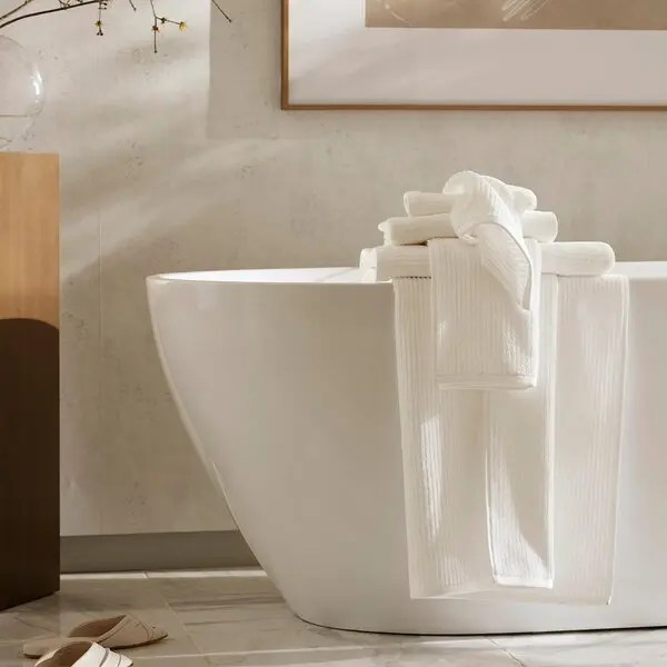 BOLL & BRANCH 6 Piece Spa Bath Towel Set - White