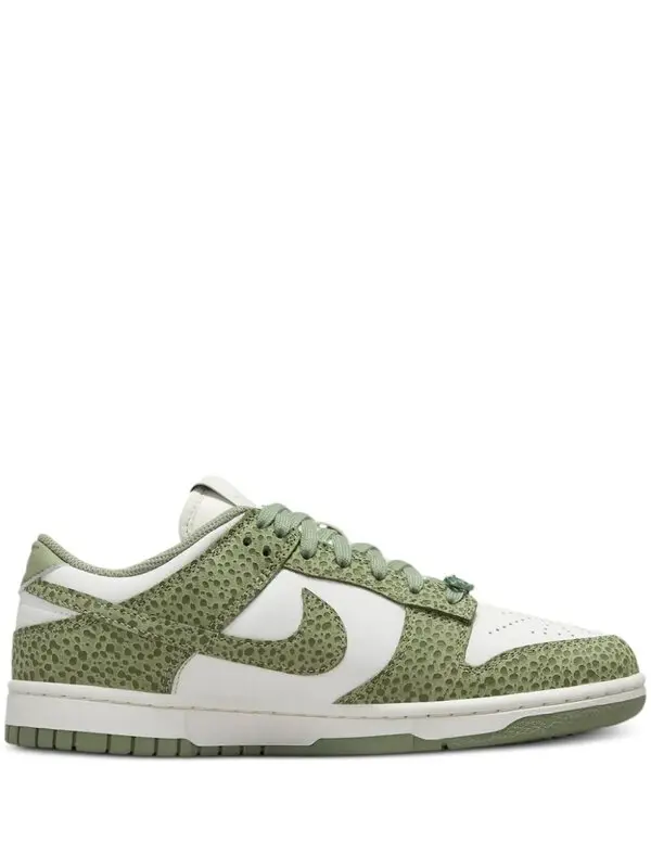 Nike Dunk Low Sneakers - White