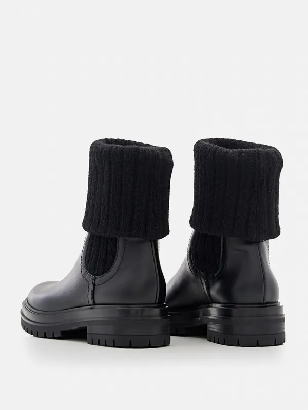 GIANVITO ROSSI Loafers - Black