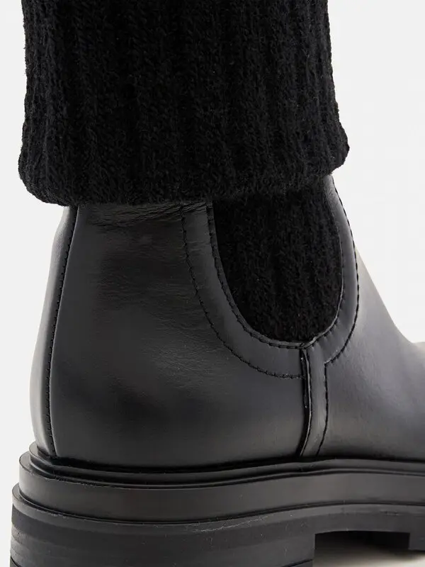 GIANVITO ROSSI Loafers - Black