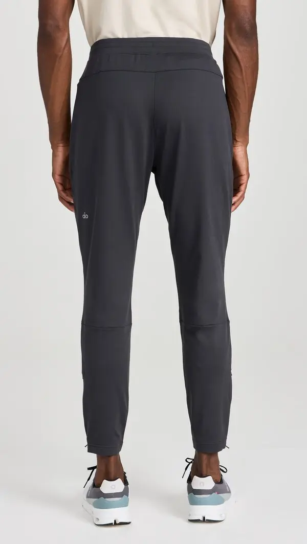 Alo Yoga Conquer React Performance Pants