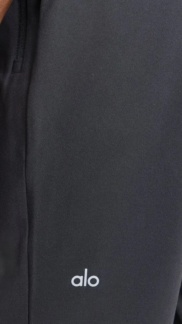 Alo Yoga Conquer React Performance Pants