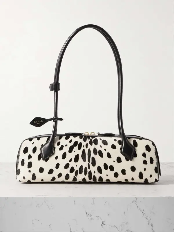 Alaïa Le Teckel Medium Shoulder Bag