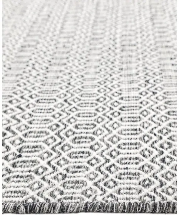 TIMELESS RUG DESIGNS Chatham S8018 Area Rug, 3' X 5 - Charcoal