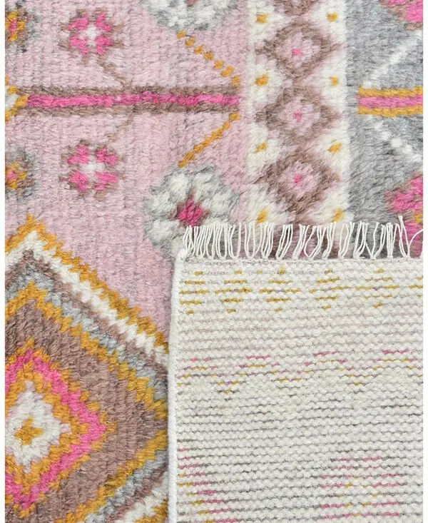 TIMELESS RUG DESIGNS Hudson S3399 Area Rug, 3' X 5 - Pink