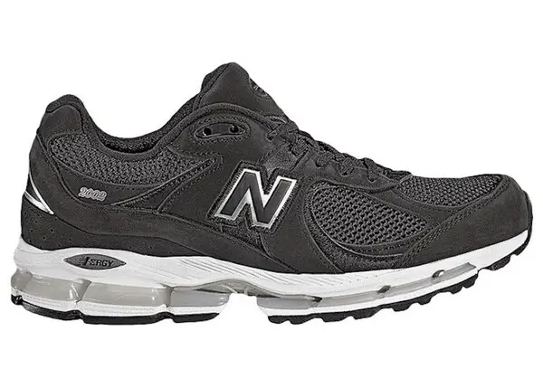 NEW BALANCE 2002 Miusa Sneakers