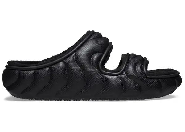 CROCS Classic Cozzzy Overpuff Sandal - Black