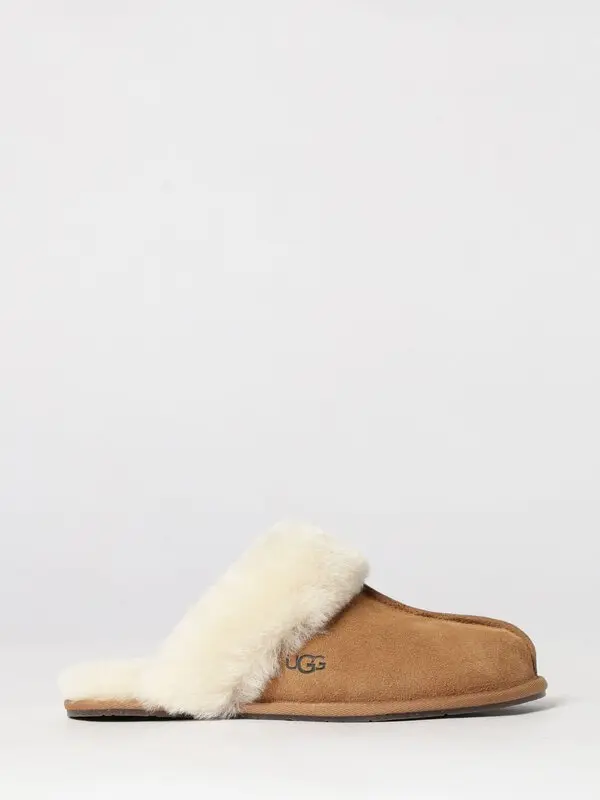 UGG Flat Sandal