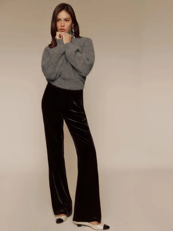REFORMATION Sora Velvet Pant - Black
