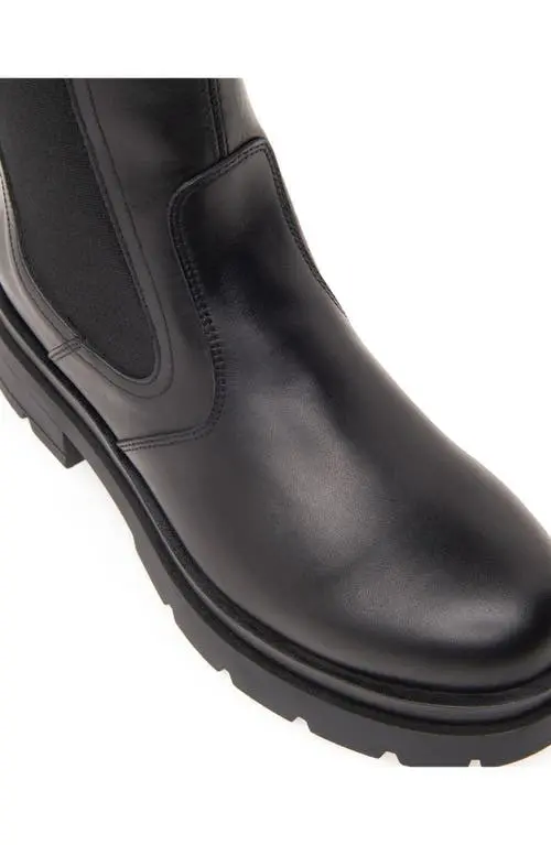 NEROGIARDINI Lug Sole Chelsea Boot - Black